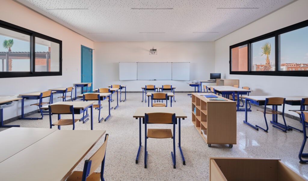 Lycée Français International de Benguérir - Architecture épurée ...